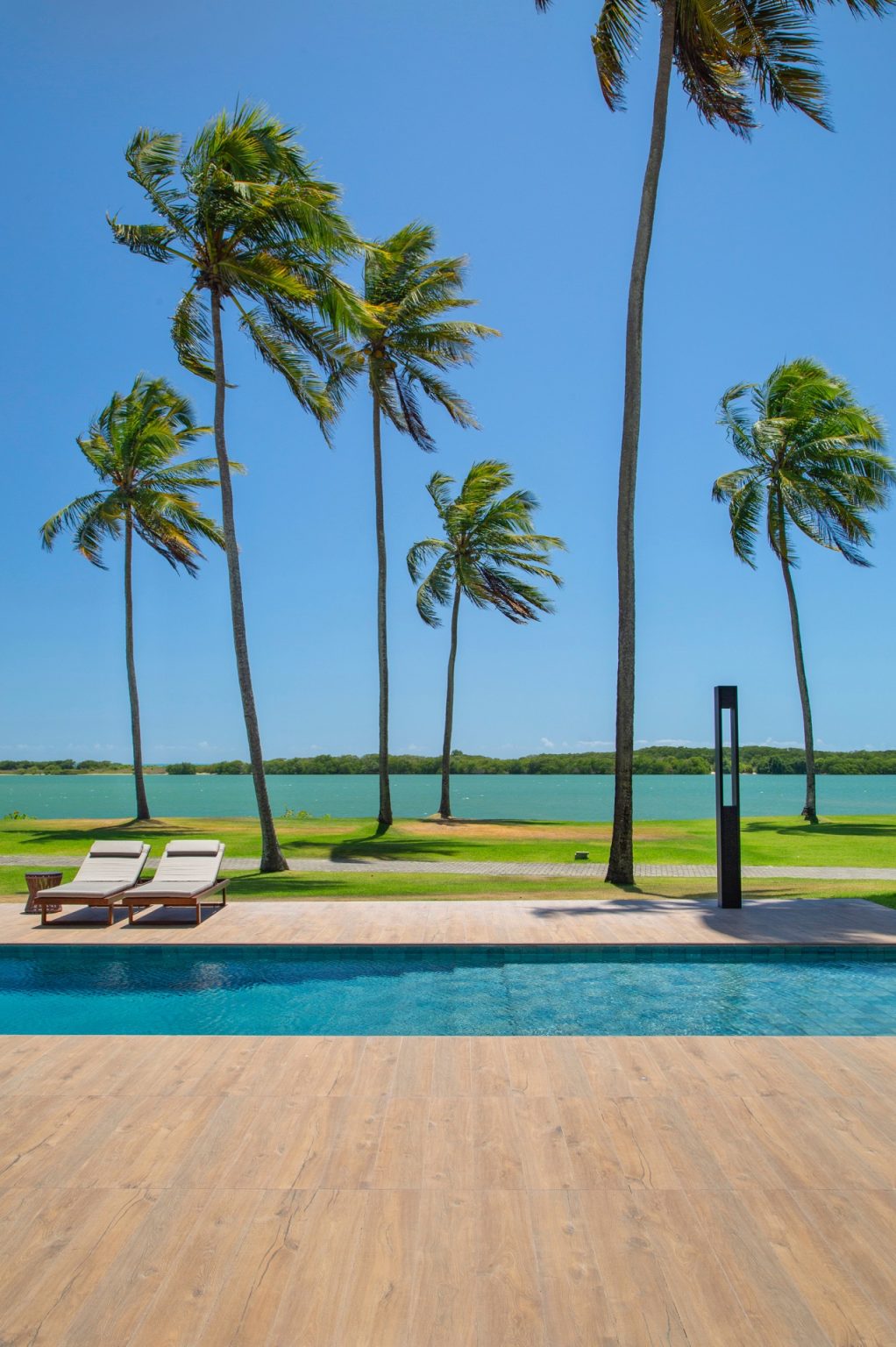Piscina: ideais para inspirar e ousar na área de lazer