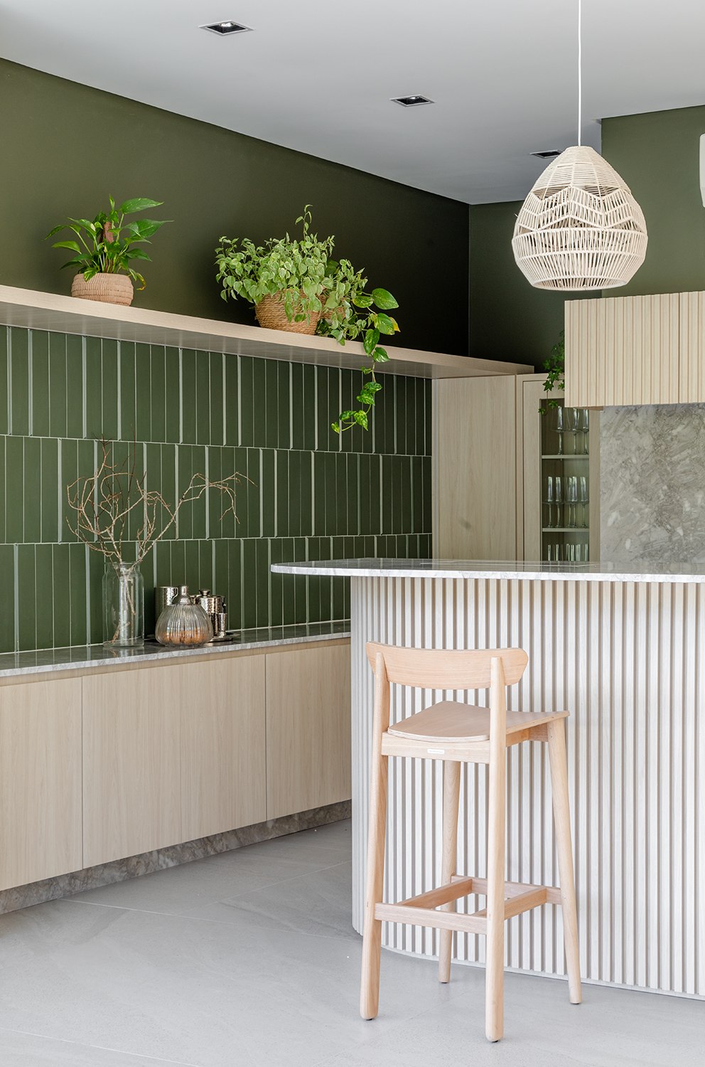 Cores para cozinha: do neutro ao vibrante